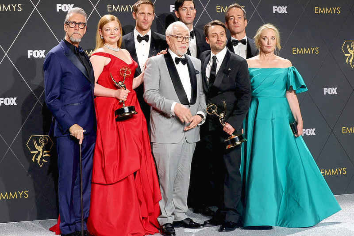 The Daily Herald Succession The Bear Prevail At Nostalgic Emmy Awards