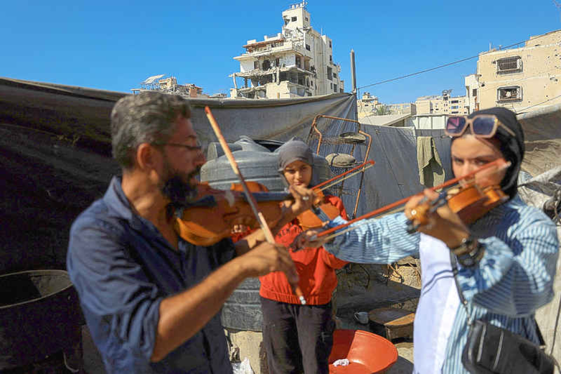 The Daily Herald - Gaza's young musicians sing and play in the ruins of war